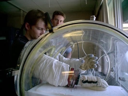 Spacesuits for preserving human health | Australian Space Agency
